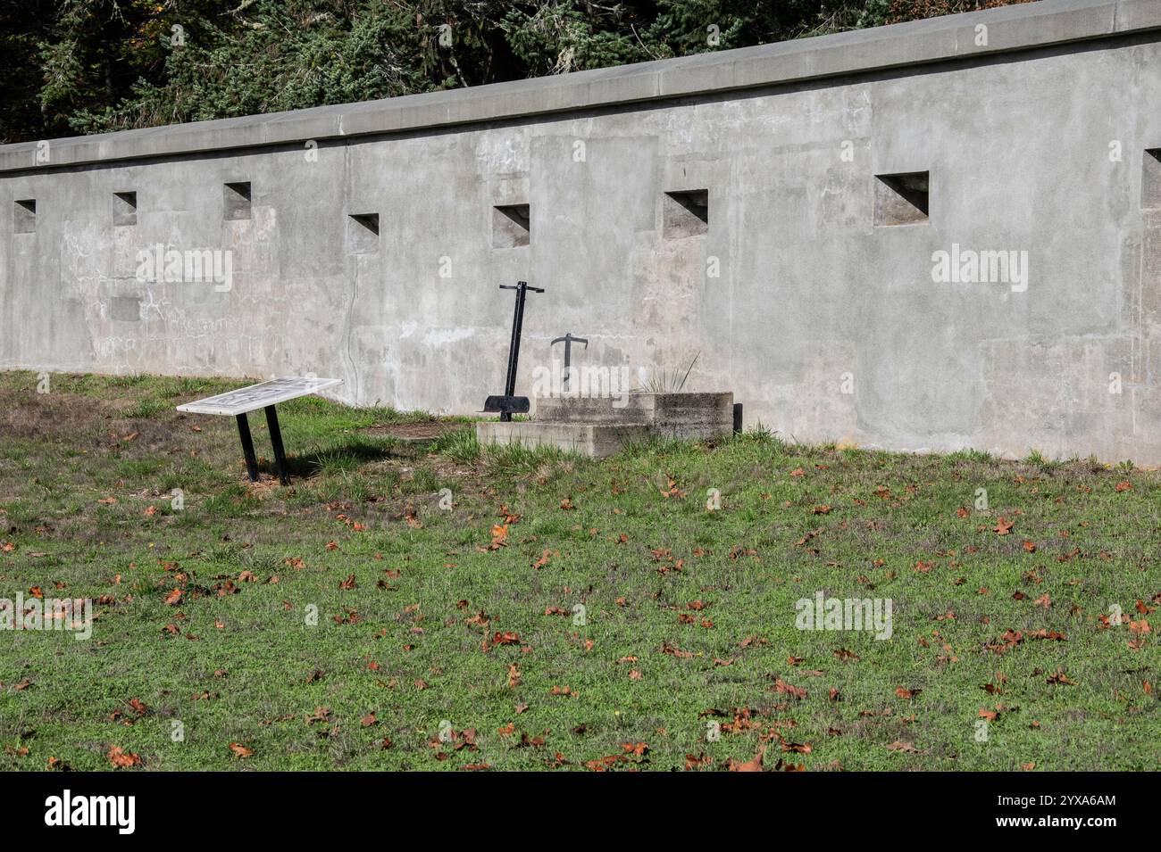 Defensible wall at Fort Rodd Hill & Fisgard Lighthouse National ...