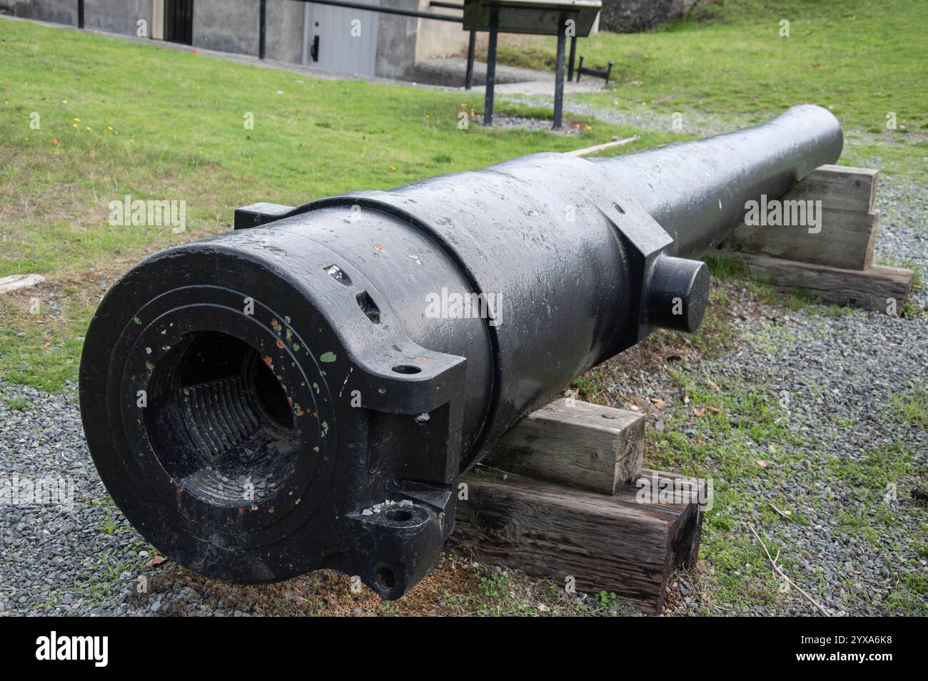 Dismounted Gun at Fort Rodd Hill & Fisgard Lighthouse National Historic ...