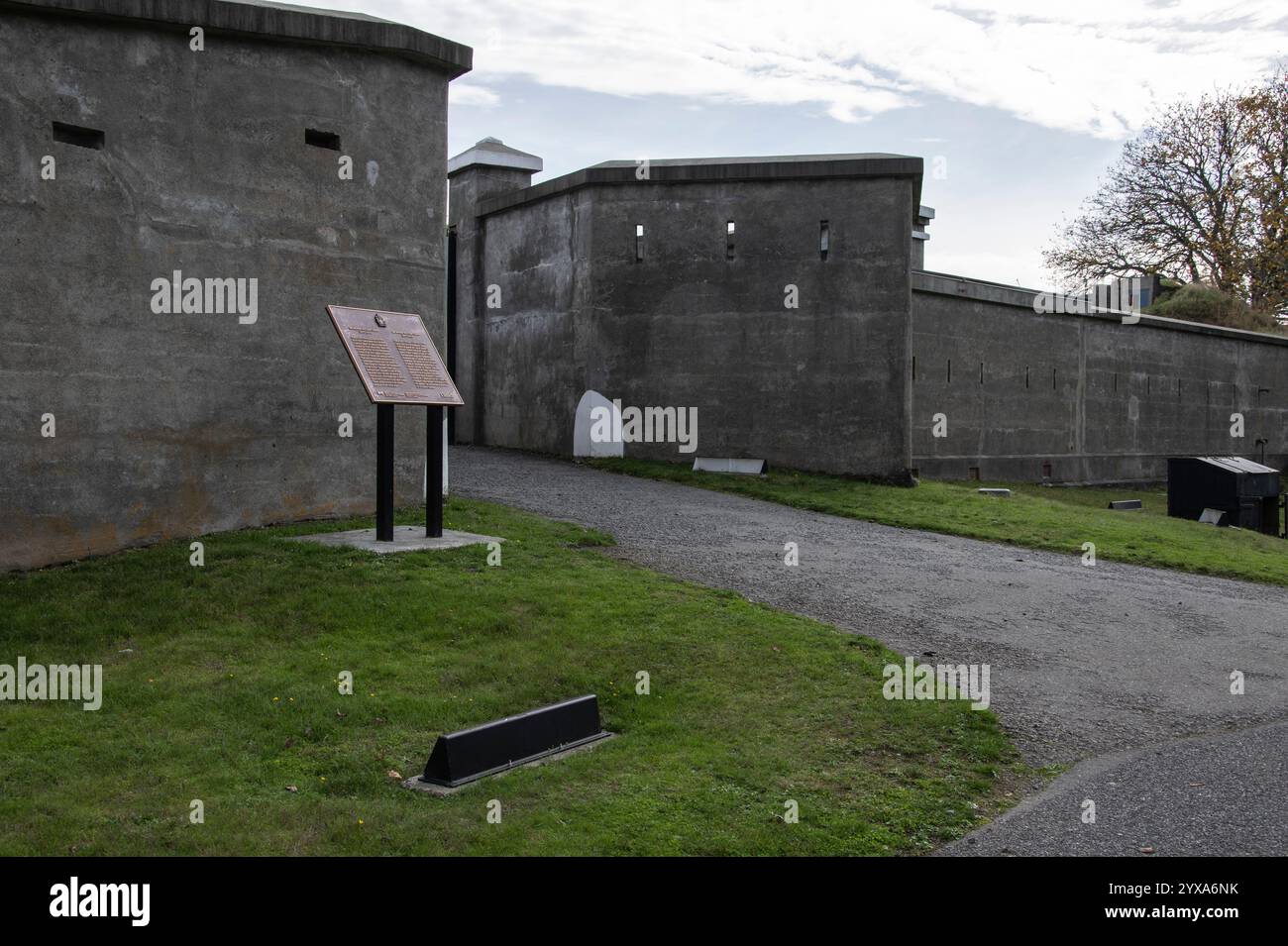 Lower battery walls at Fort Rodd Hill & Fisgard Lighthouse National ...