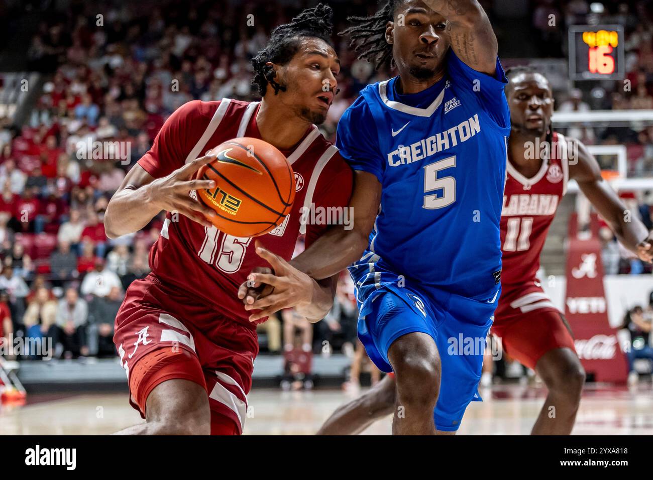Alabama forward Jarin Stevenson (15) works against Creighton guard ...