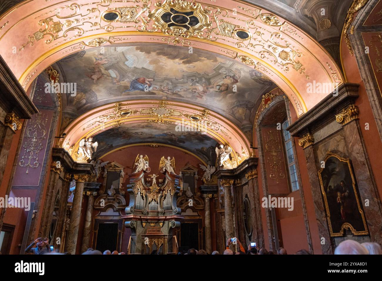 Mirror chapel hi-res stock photography and images - Alamy