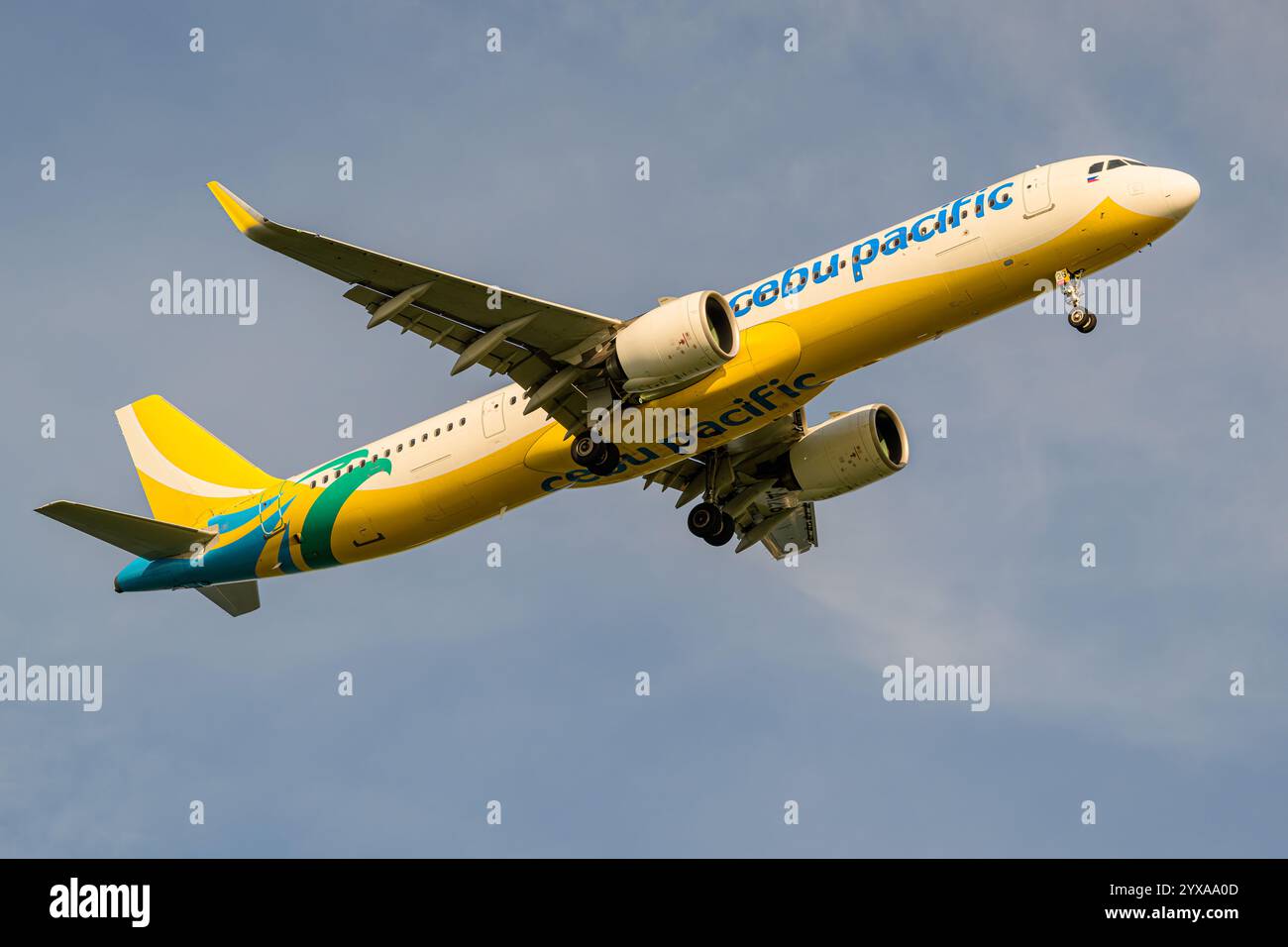 Cebu Pacific, Airbus A321neo, RP-C4126 on Final Approach to Singapore ...
