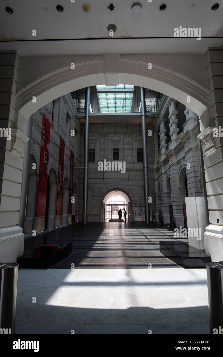 The Victoria Theatre and Concert Hall in Singapore's central Civic ...