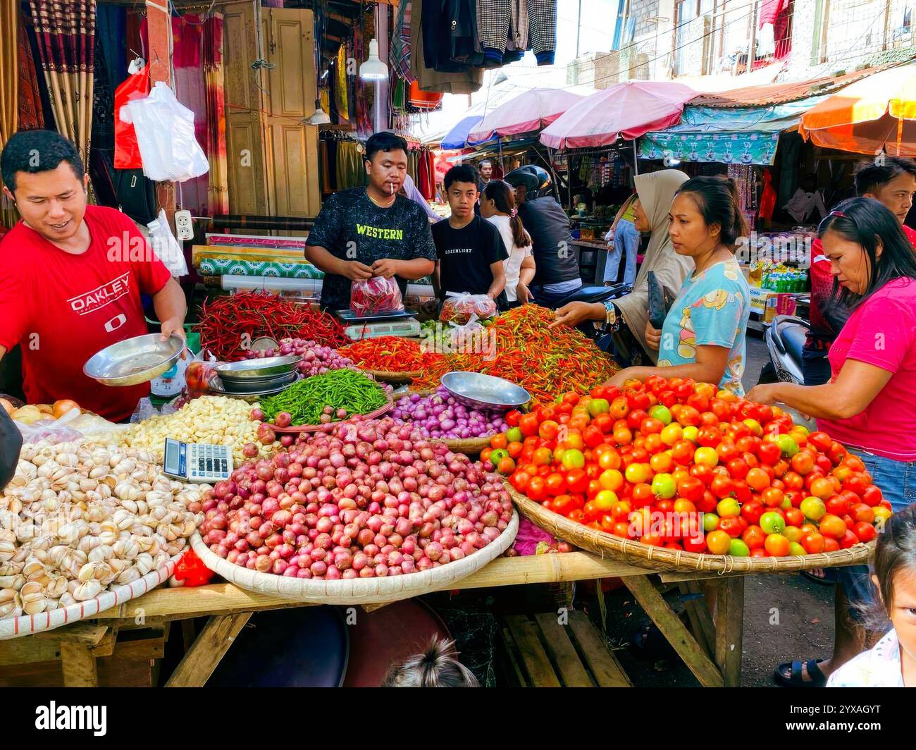 Traditional Market Tomohon in Tomohon, North Sulawesi, Indonesia ...