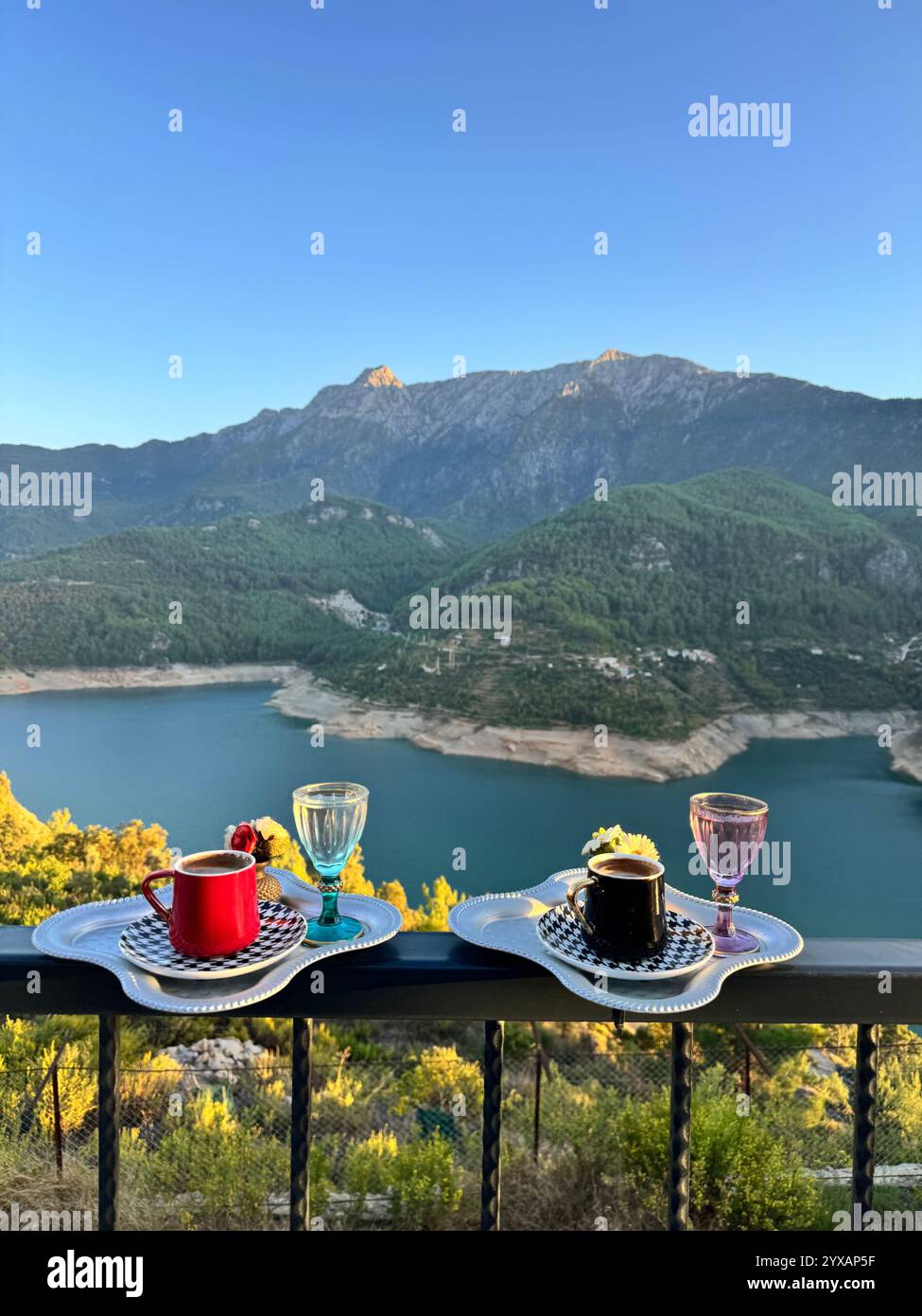 Enjoy Scenic Drinks and Delicious Beverages While Soaking in a ...
