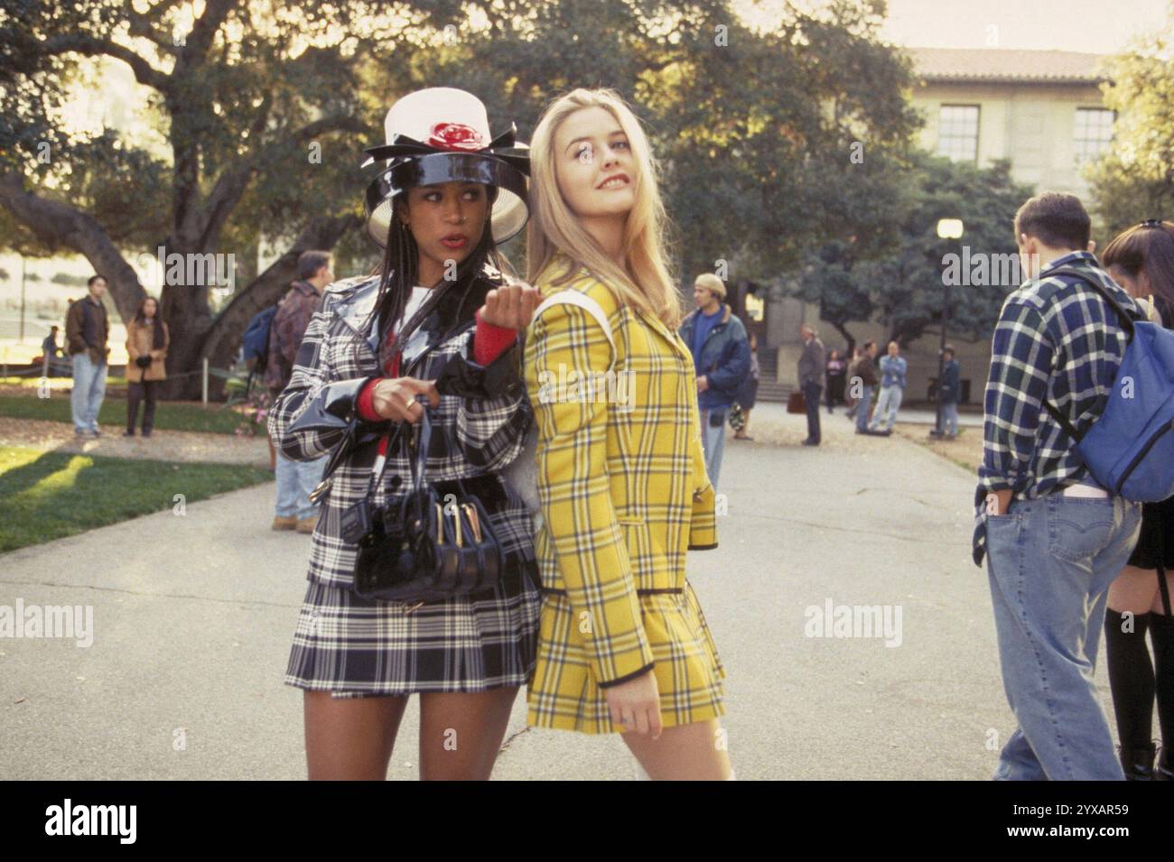 ALICIA SILVERSTONE and STACEY DASH in CLUELESS (1995), directed by AMY ...