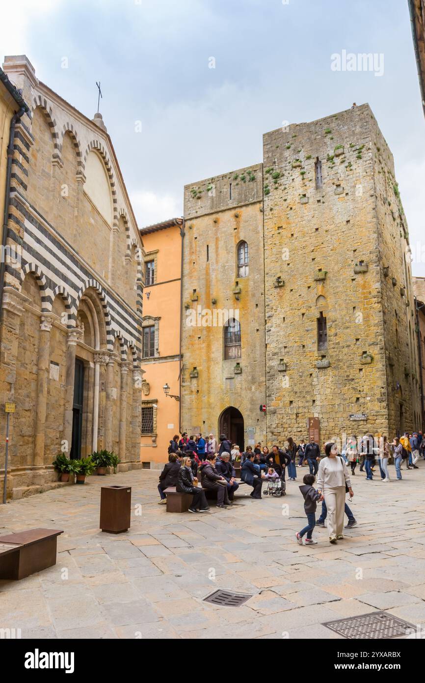 Volterra church hi-res stock photography and images - Alamy