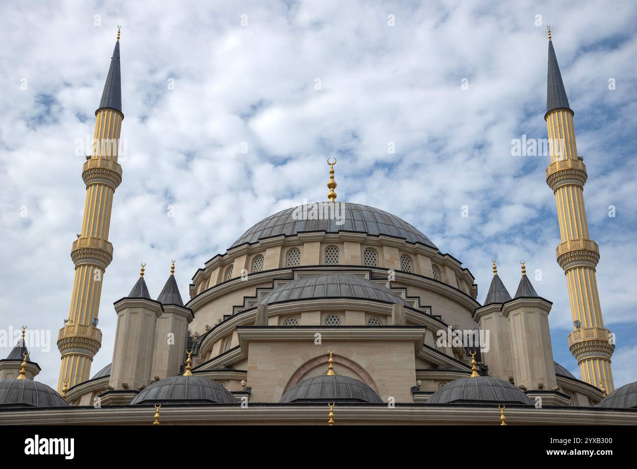 Minarets and domes of the Heart of Chechnya Mosque close-up. Grozny ...