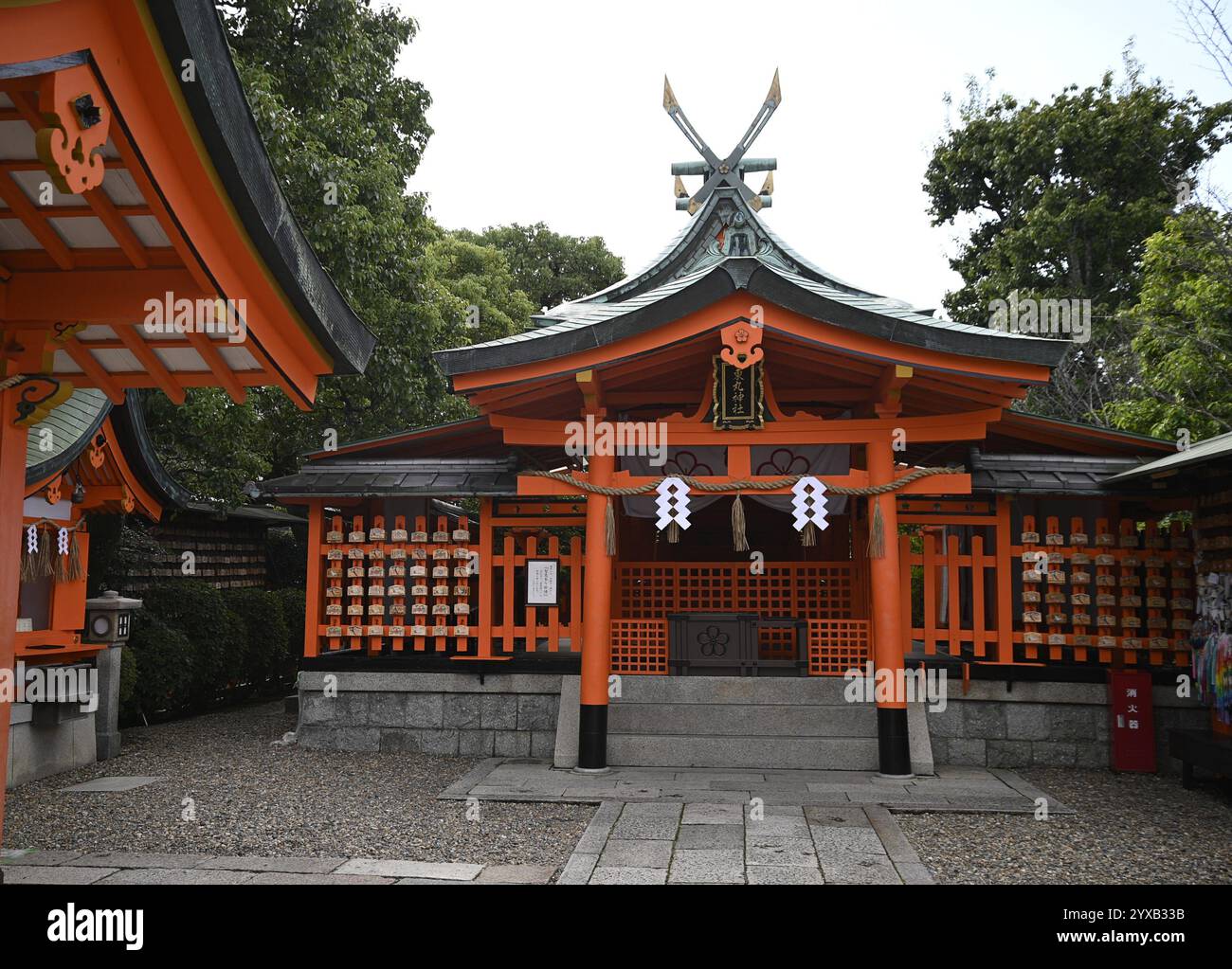 Miniature Shinto Shrine on the grounds of Fushimi Inari-taisha in Kyoto ...