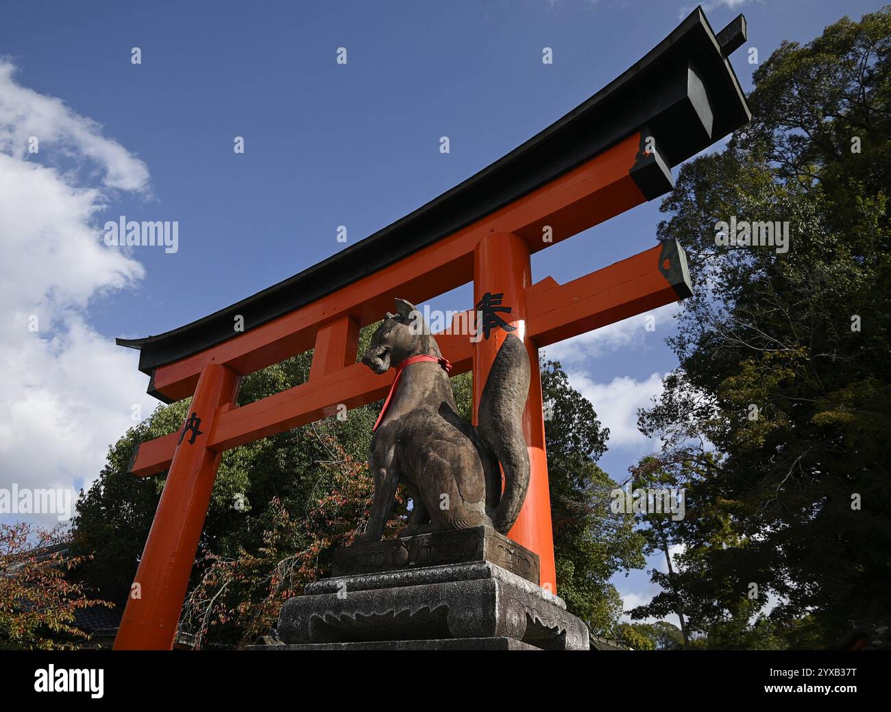 Japanese Inari Ōkami the traditional Kami of fox symbol of prosperity ...