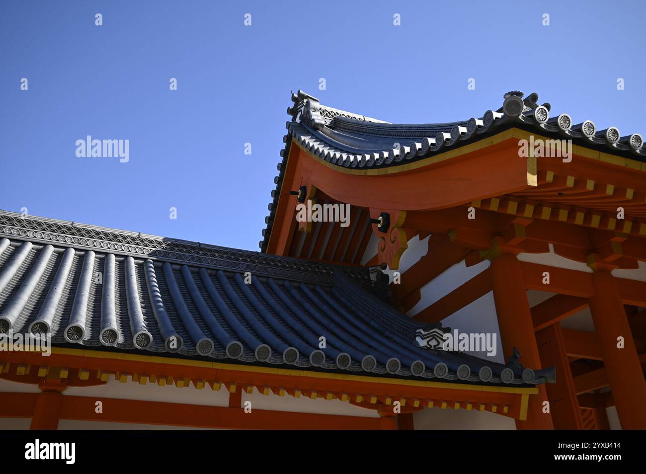 Landscape with scenic rooftop view of Gekka-mon Gate (Gate of Moon) at ...