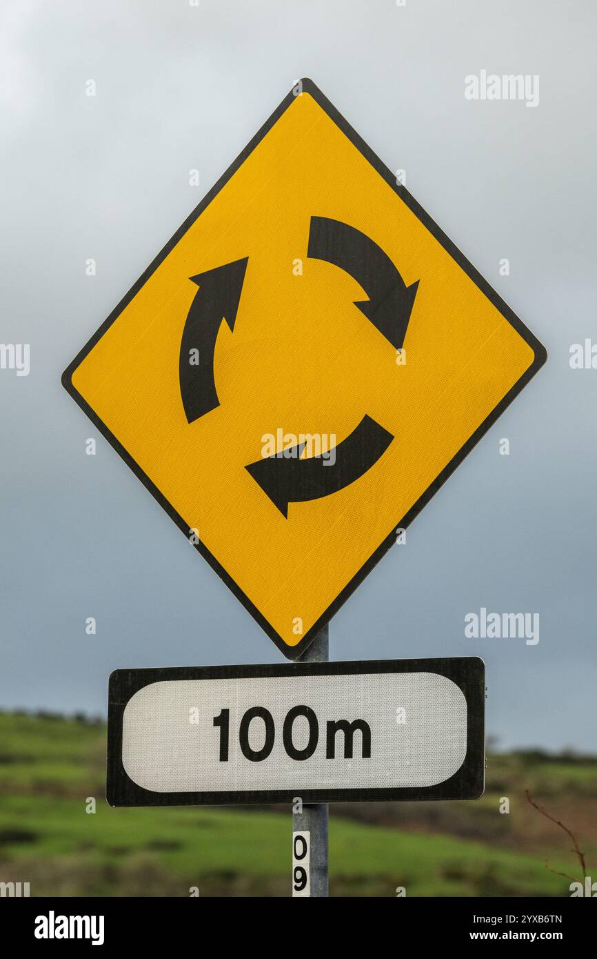 Roundabout hi-res stock photography and images - Alamy