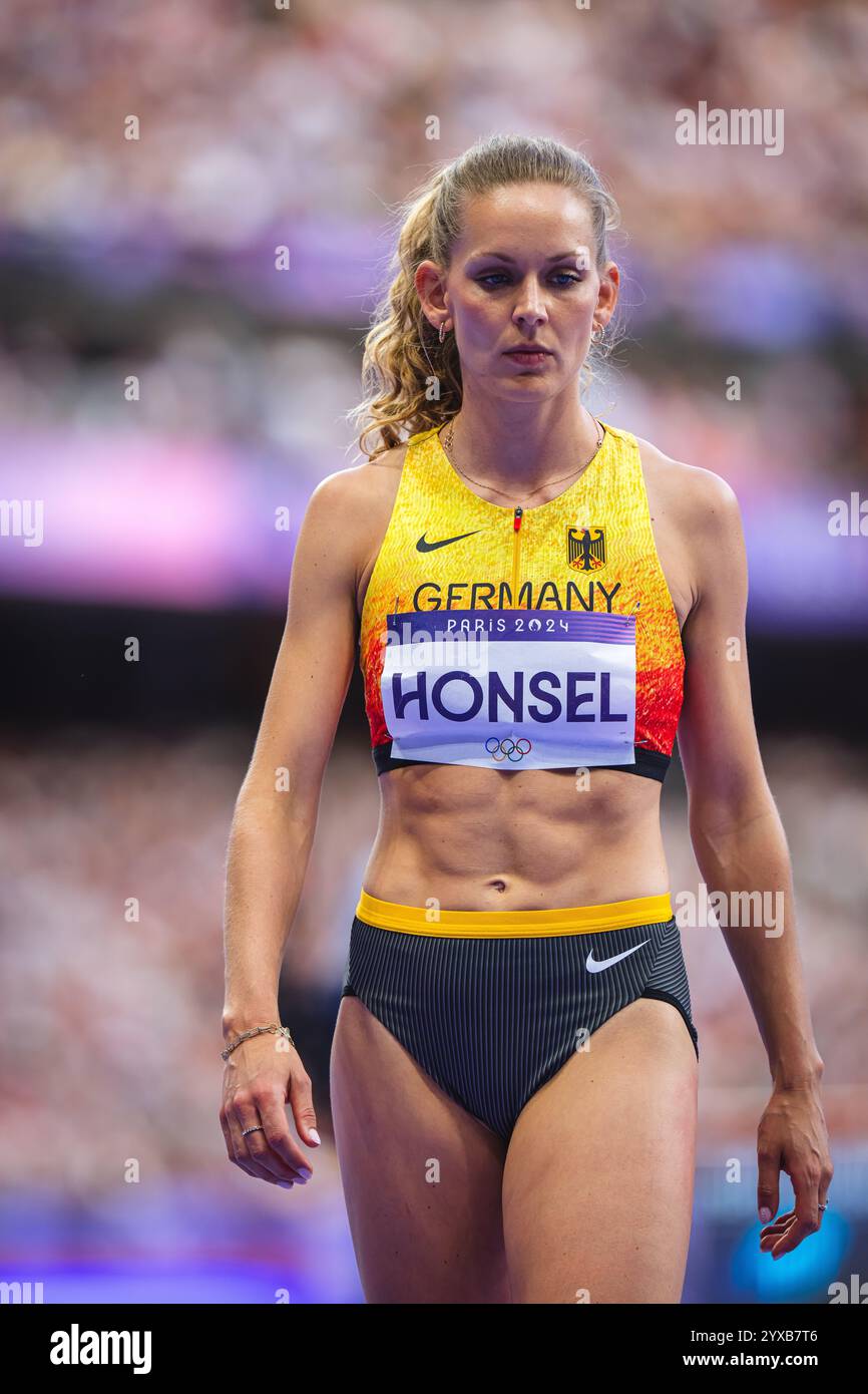 Christina Honsel participating in the high jump at the Paris 2024 Olympic Games Stock Photo - Alamy