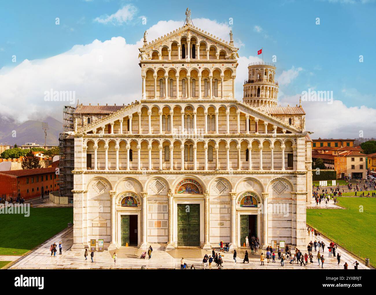 Main facade of the cathedral of Pisa Stock Photo - Alamy