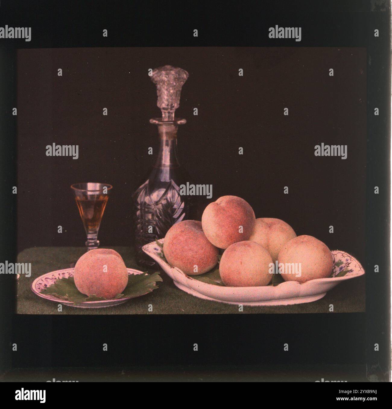 Autochrome plates hi-res stock photography and images - Alamy