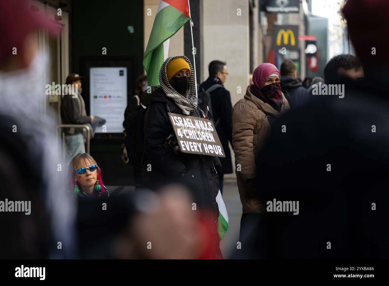Rolling picket on Oxford Street organised by FRFI targeting Zara, Nike ...