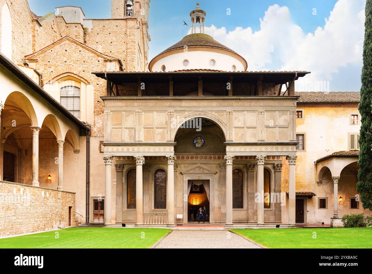 Pazzi chapel basilica santa hi-res stock photography and images - Alamy