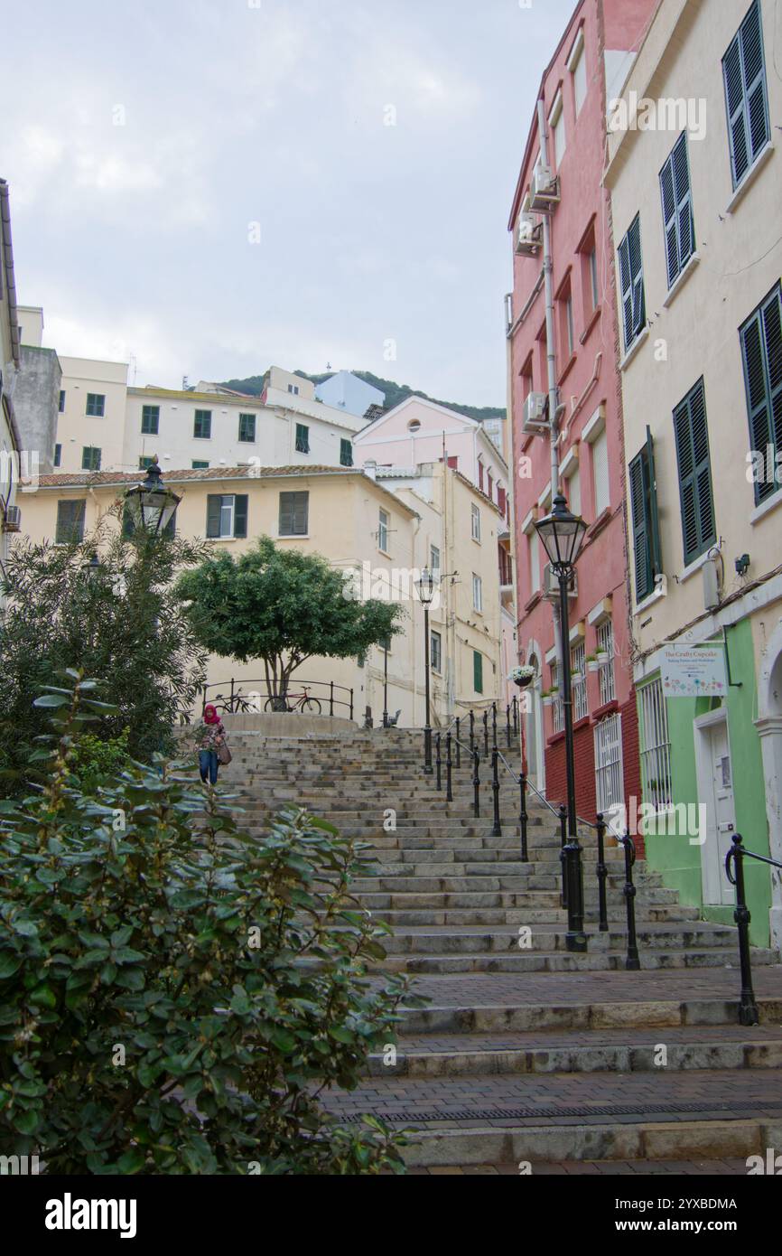 Pedestrian steps to castle hi-res stock photography and images - Alamy