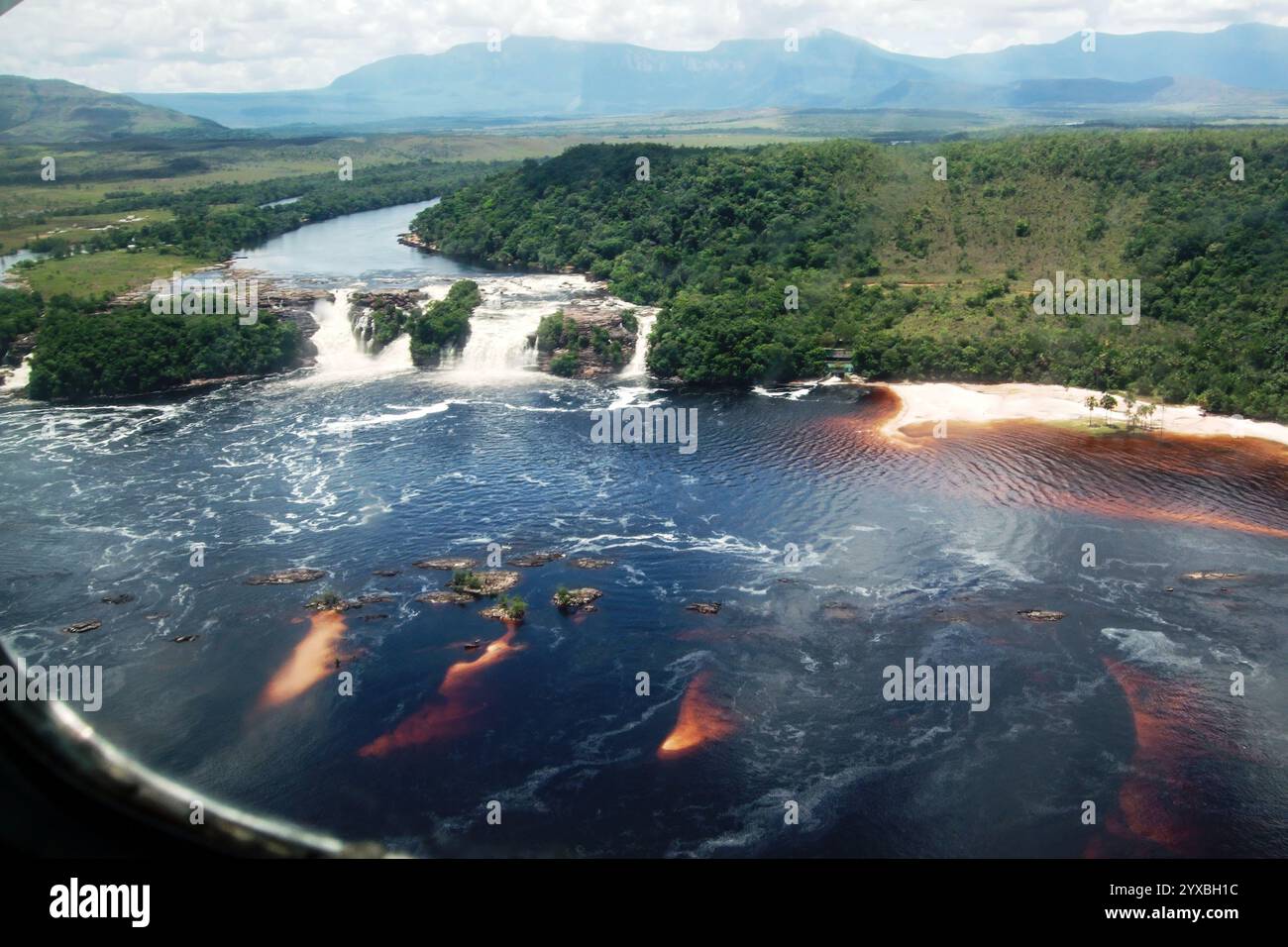 View forom aeroplane window of Lake Canaima or Lagoon waterfalls, Gran ...