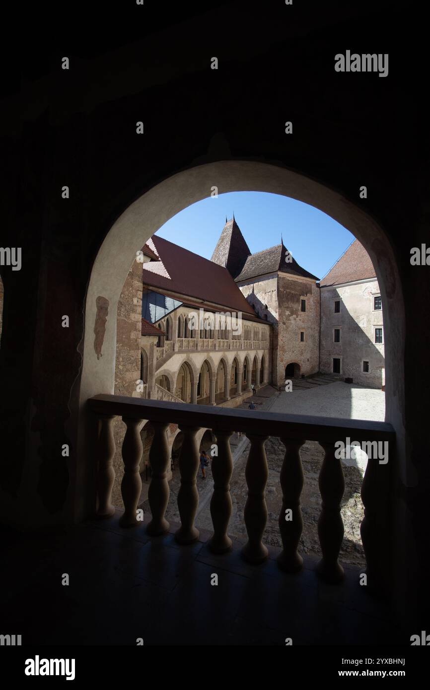 Gothic medieval fortress hunedoara hi-res stock photography and images ...