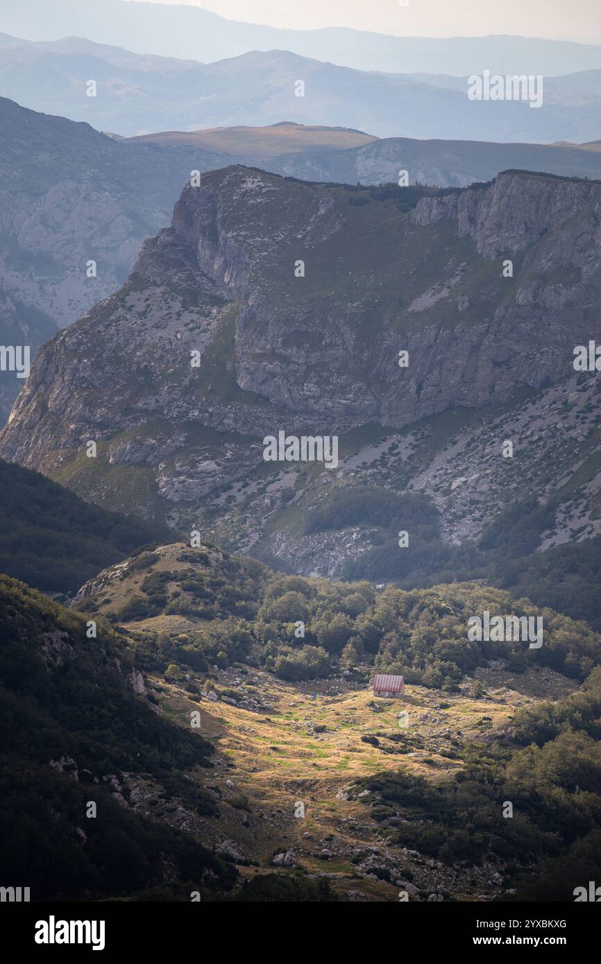 Map national forests hi-res stock photography and images - Alamy