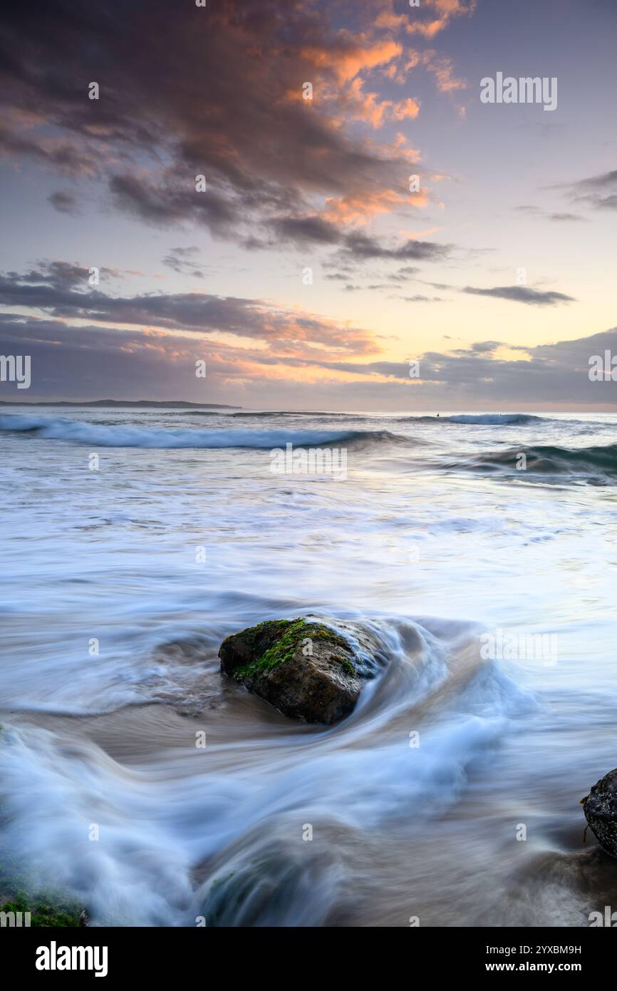Coastal sunrise at Cronulla, Australia Stock Photo - Alamy