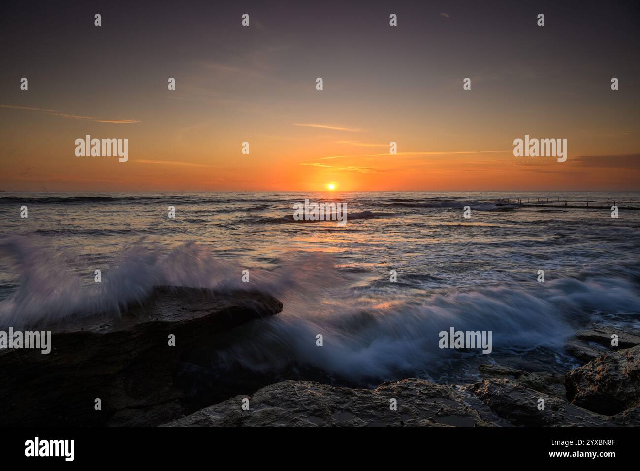 Coastal sunrise at Cronulla, Australia Stock Photo - Alamy