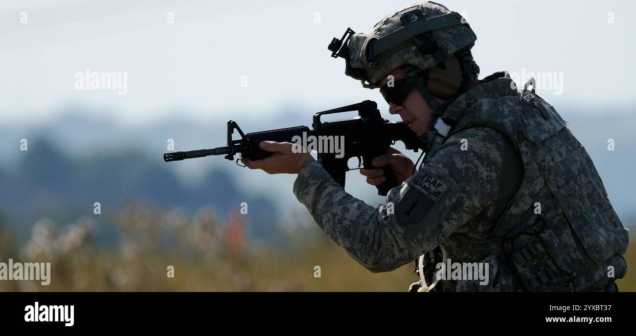 Modern British troops in Afganistan. (reenactors Stock Photo - Alamy