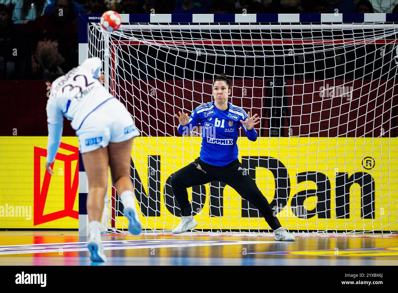 Vienna, Austria 20241215. Hungarian goalkeeper Kinga Janurik during the ...