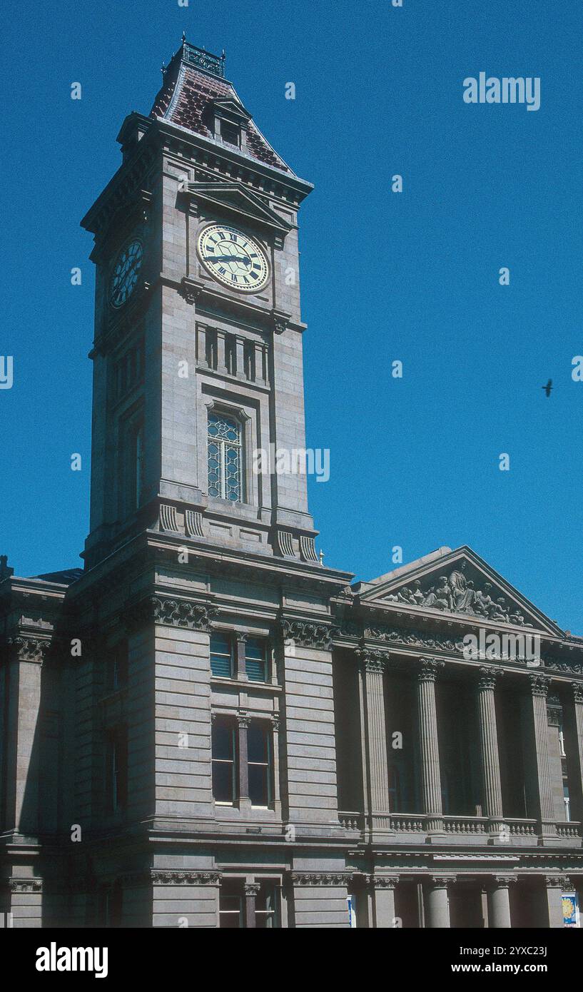 Little Ben clock tower on the side of the art gallery in Chamberlain ...