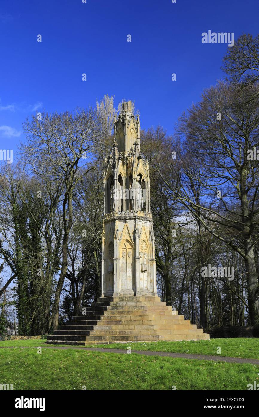 The Eleanor Cross at Hardingstone, Northampton town, Northamptonshire ...