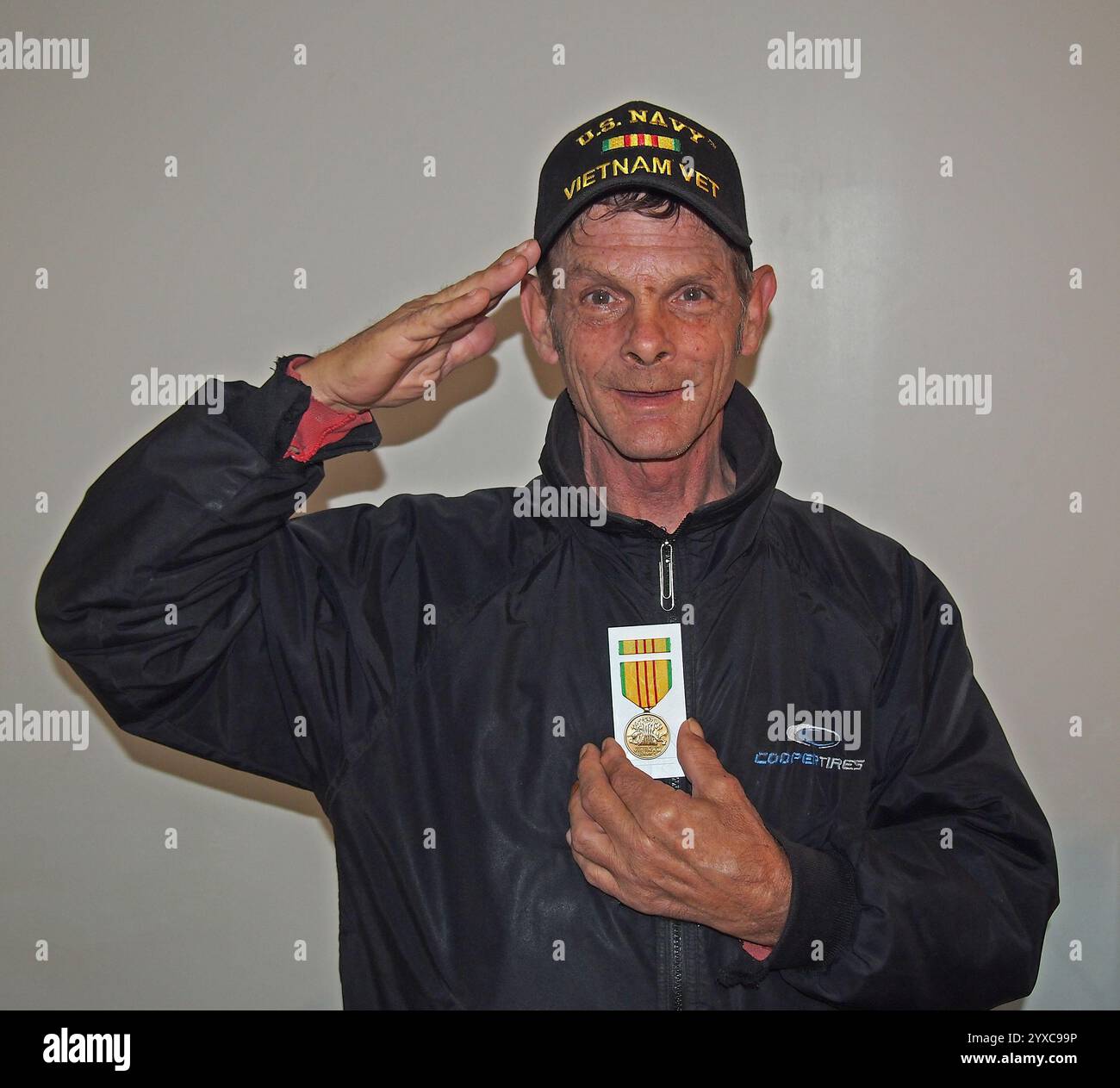 Vietnam US Navy Vet, Wayne Oversen with his medal from his service 41 ...