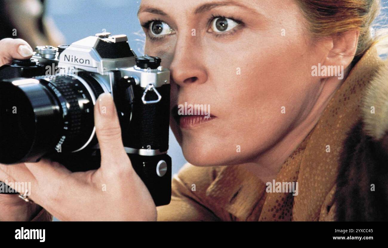THE EYES OF LAURA MARS 1978 Columbia Pictures film with Faye Dunaway ...