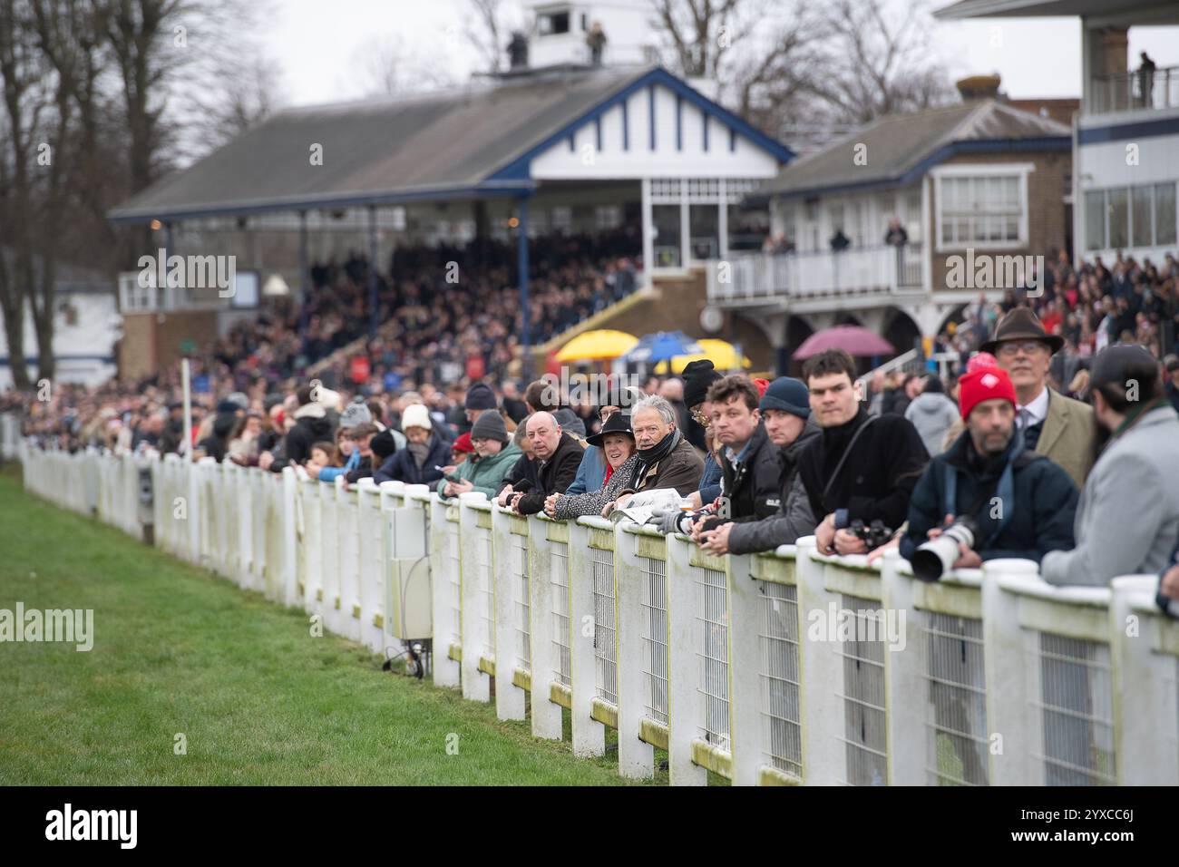 Windsor, Berkshire, UK. 15th December, 2024. very busy day at Royal ...