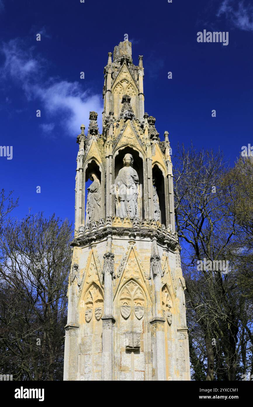 The Eleanor Cross at Hardingstone, Northampton town, Northamptonshire ...