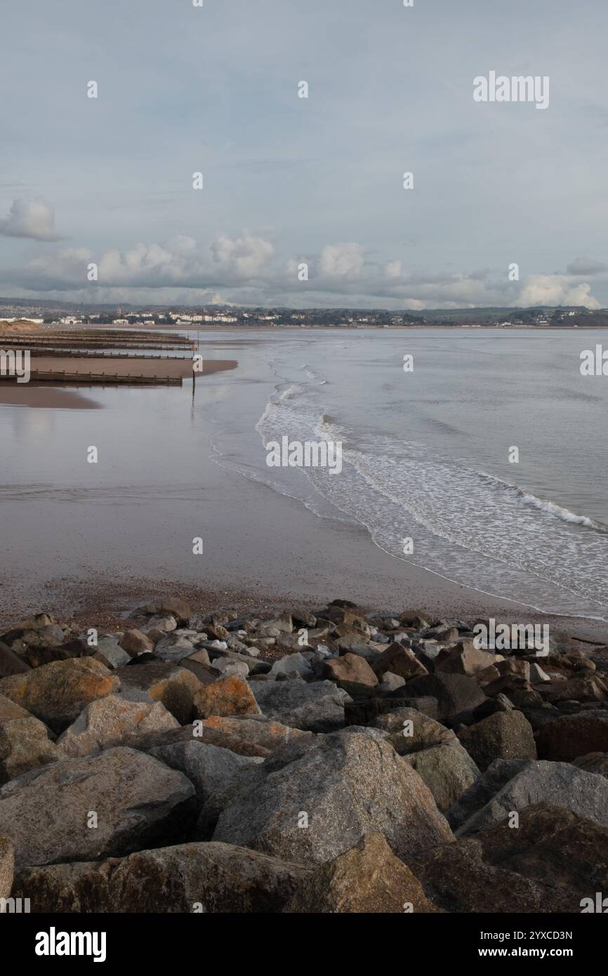 Beach dawlish warren devon groynes hi-res stock photography and images ...