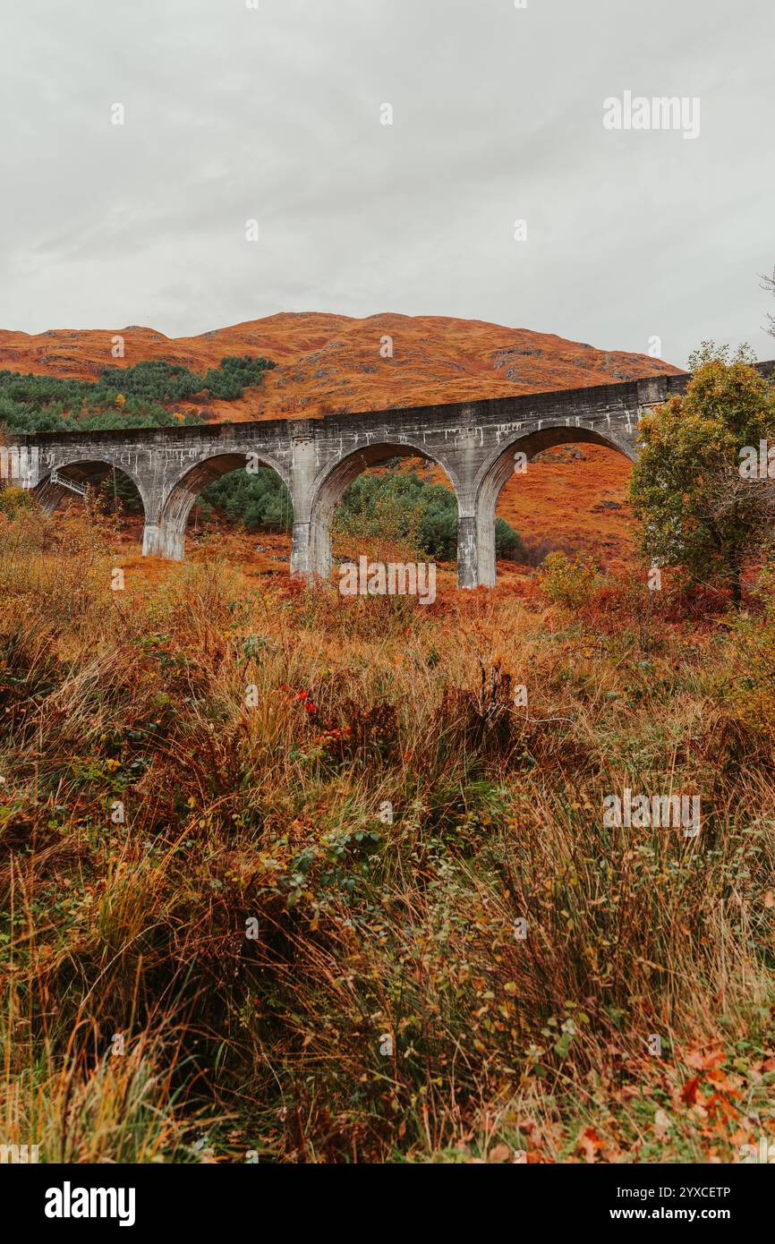 The beautiful Glenfinnan Viaduct in the Scottish Highlands Stock Photo ...