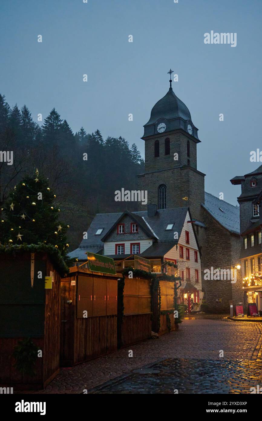 Monschau germany viewpoint hi-res stock photography and images - Alamy