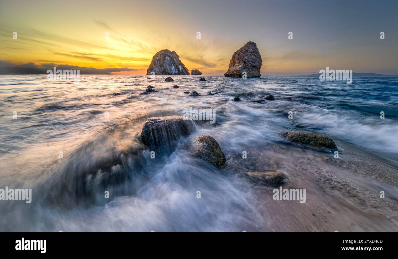 Wide angle nature idyllic shore hi-res stock photography and images - Alamy