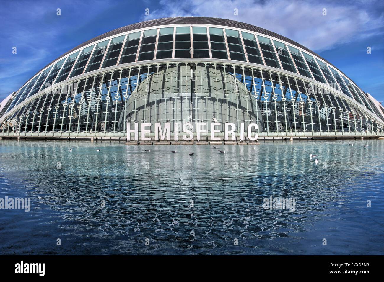 Designed to resemble a giant eye (the eye of knowledge), l'Hemisferic ...
