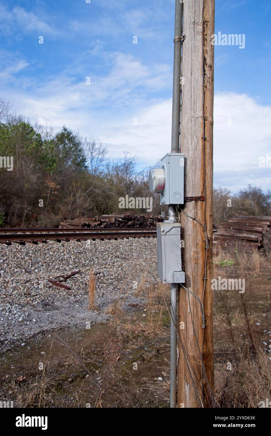 Electricity box on pole hi-res stock photography and images - Alamy