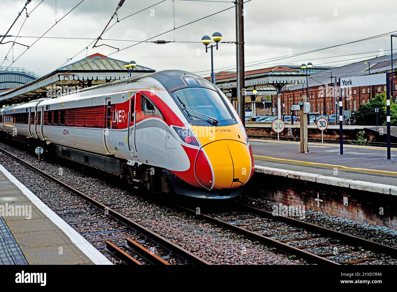 LNER Azuma Train at York Railway Station, York, Yorkshire, England ...