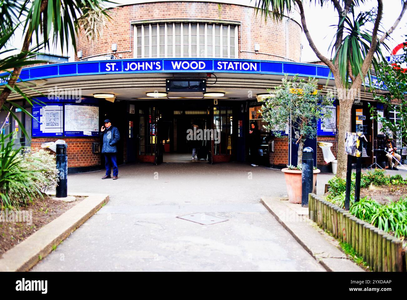 St Johns Wood Underground Station, St Johns Wood, London, England Stock ...