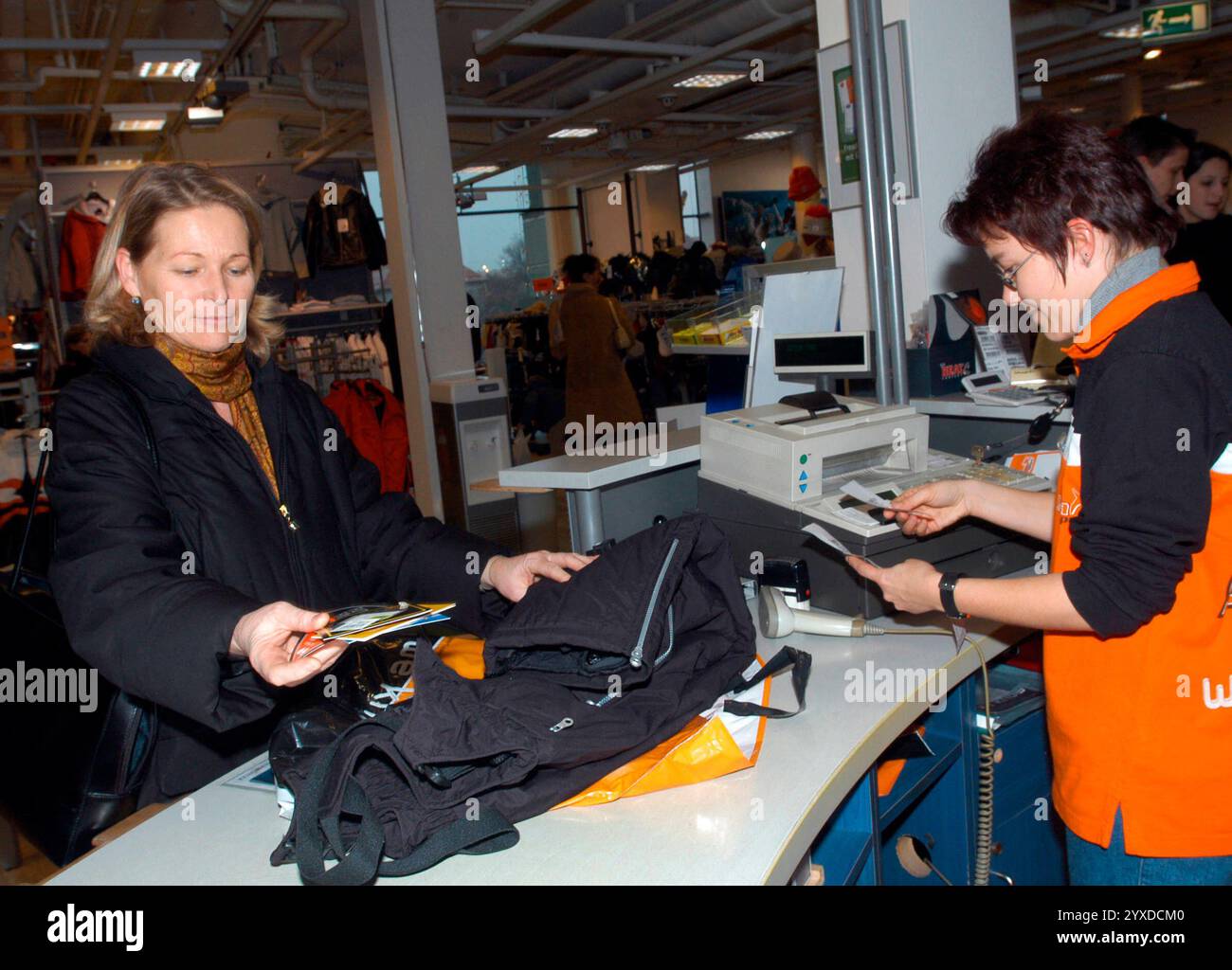 cloths to wear, clothing and fashion in the textile industry clothing ...