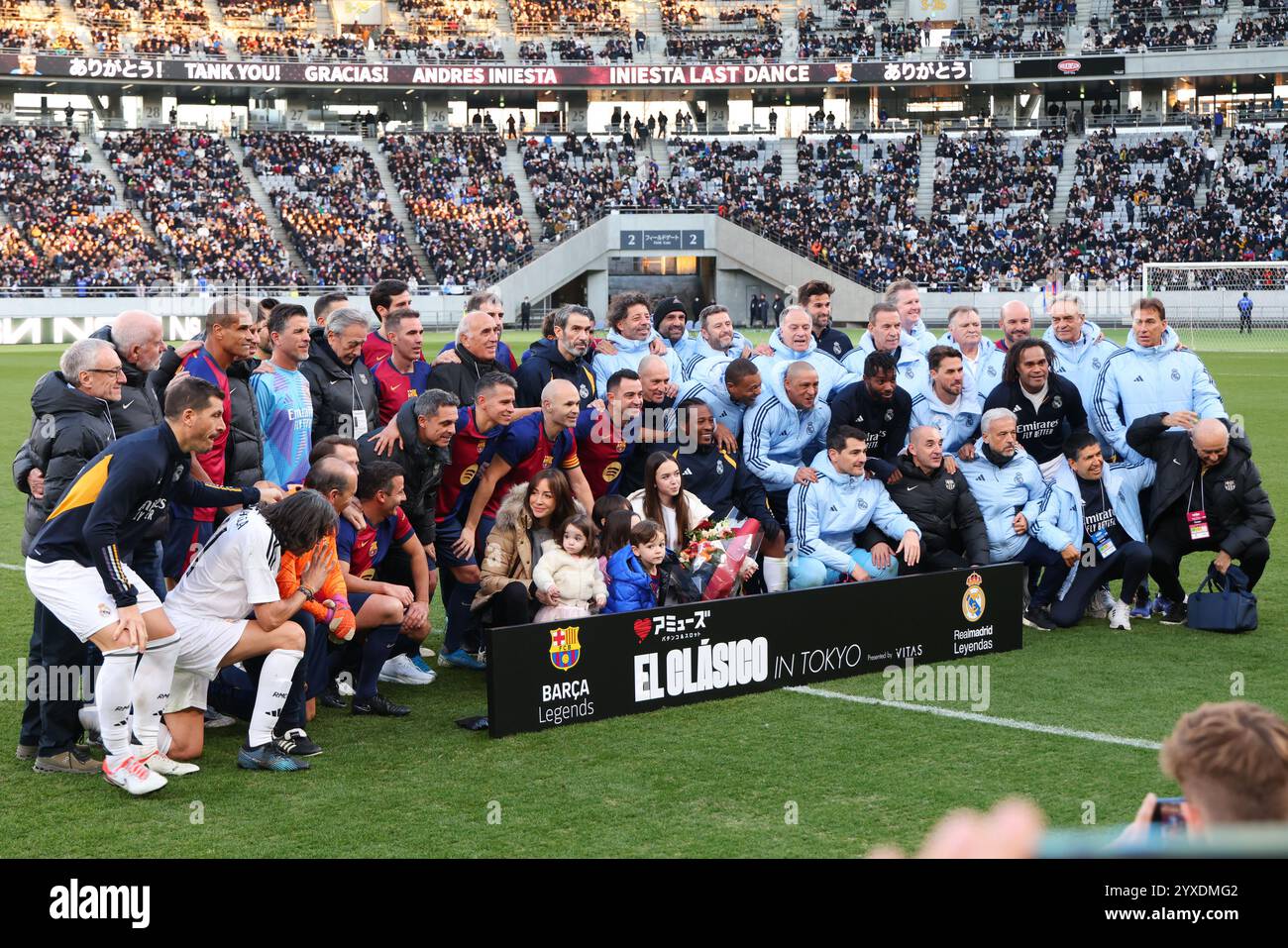 Tokyo, Japan. 14th Dec, 2024. FC Barcelona legends team group, Real ...