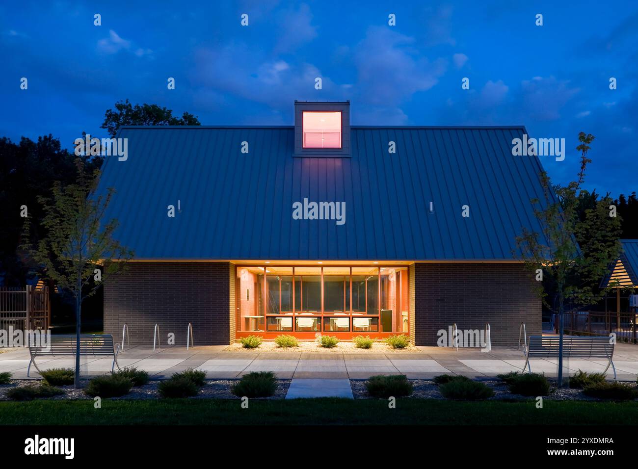 Modern park structure with large skylight hi-res stock photography and ...