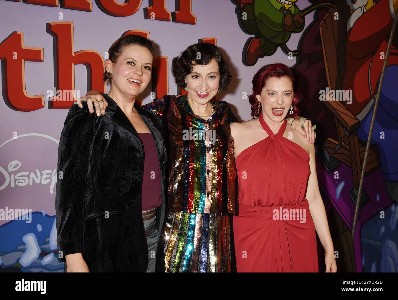 LOS ANGELES, CALIFORNIA - DECEMBER 13: (L-R) Kimmy Gatewood, Kristen ...