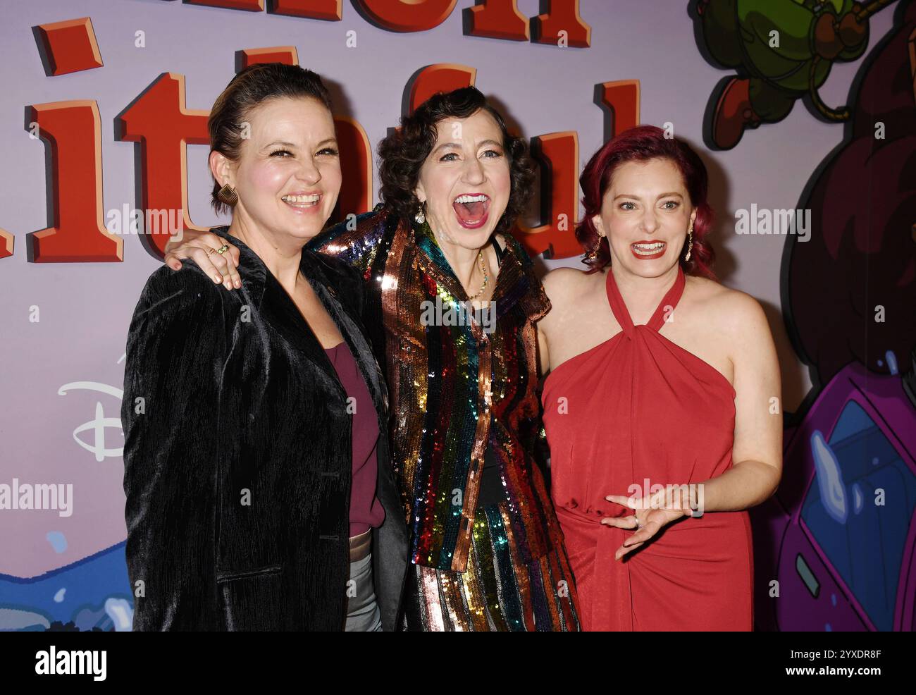 LOS ANGELES, CALIFORNIA - DECEMBER 13: (L-R) Kimmy Gatewood, Kristen ...