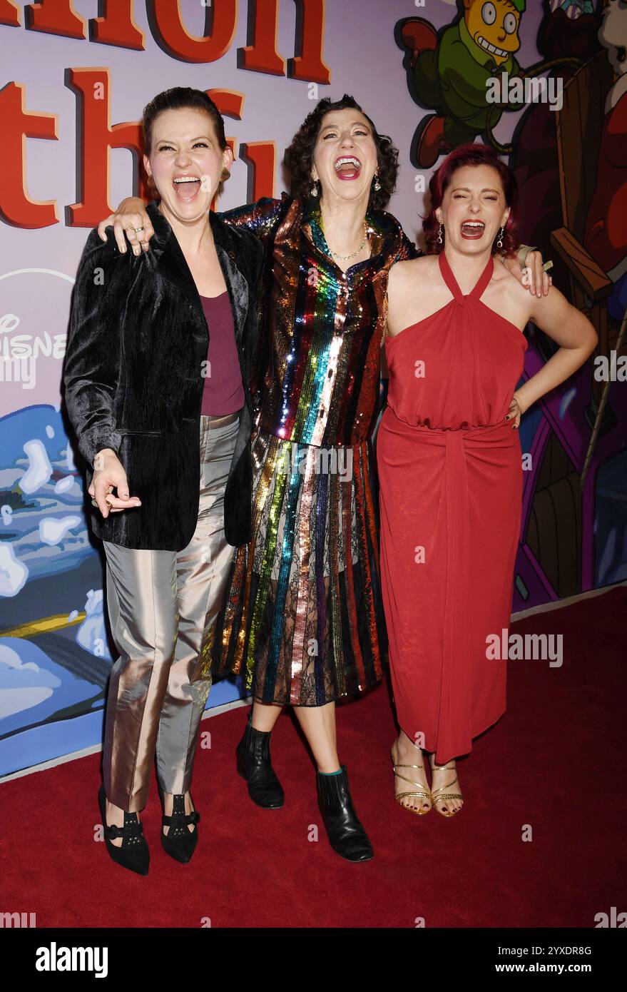 LOS ANGELES, CALIFORNIA - DECEMBER 13: (L-R) Kimmy Gatewood, Kristen ...