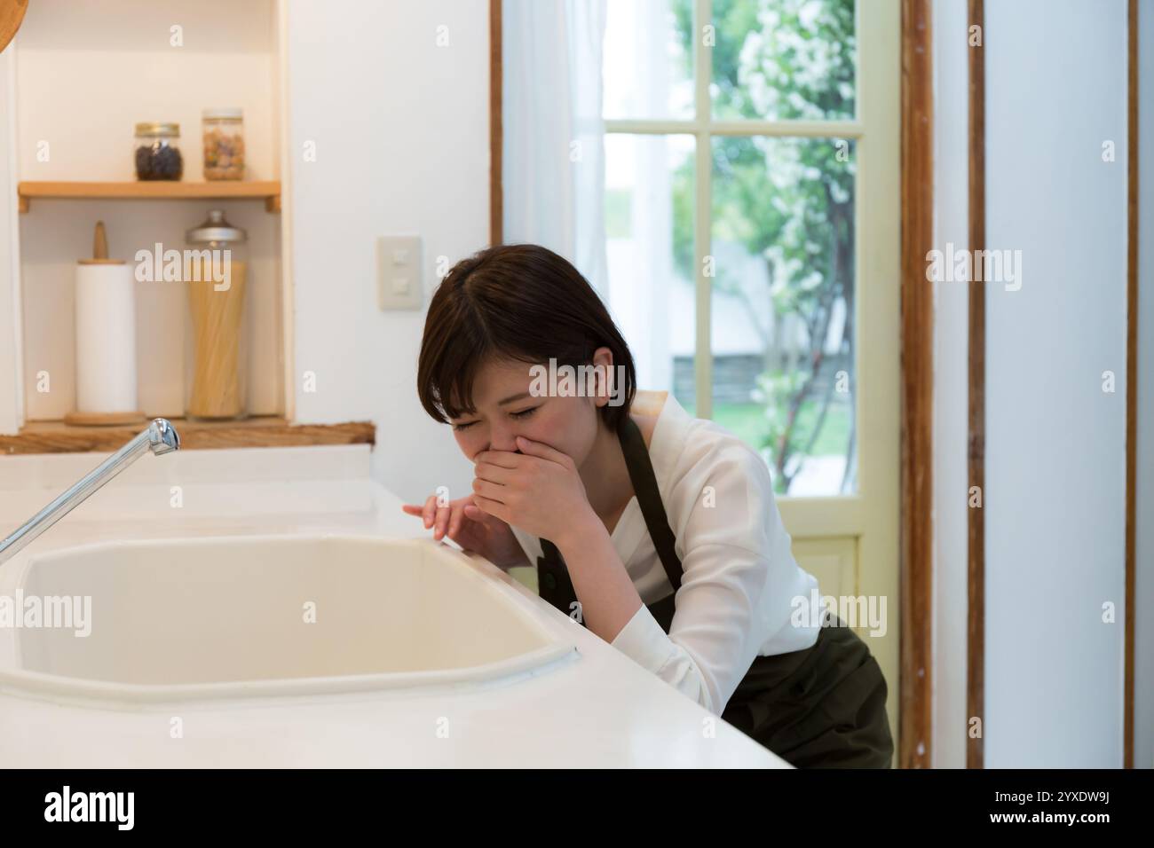 Woman vomiting hi-res stock photography and images - Alamy